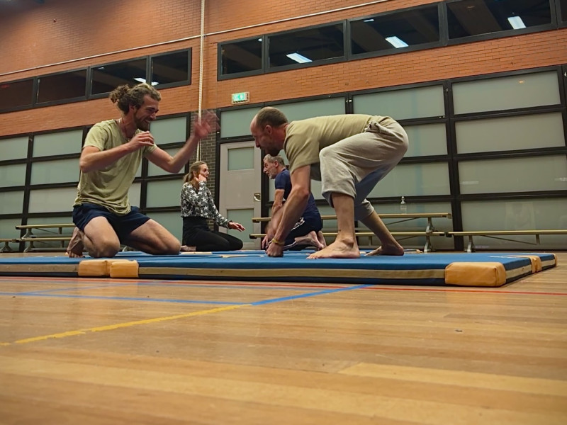 Play Fight Practice - Hipsy