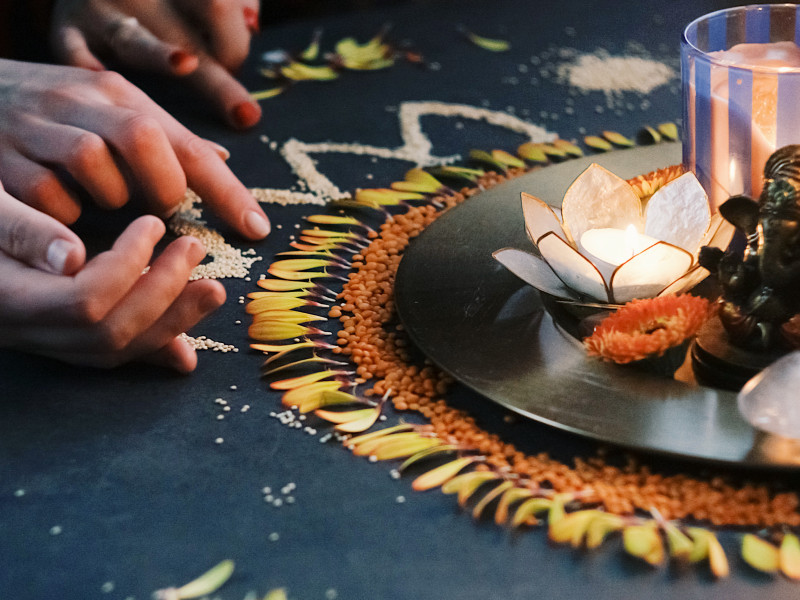 Full Moon & Cacao: Women's Circle - Hipsy