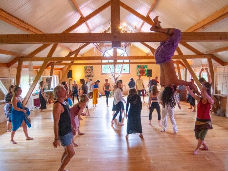 Ecstatic Dance Gathering 13 maart: Breathe, Sound & Movement - Hipsy