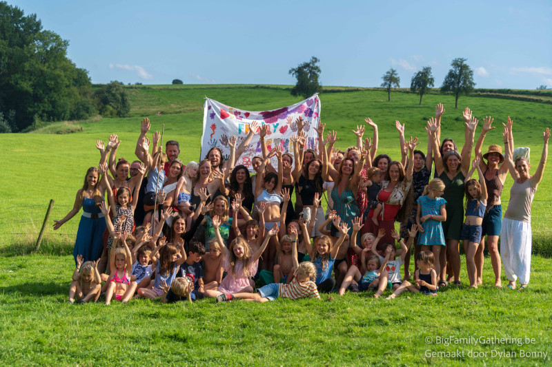 Big Family Gathering - Lichaamsbewust Festival - Hipsy
