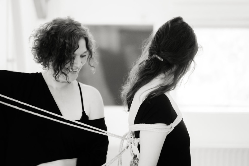 Tantra & Shibari - Hipsy