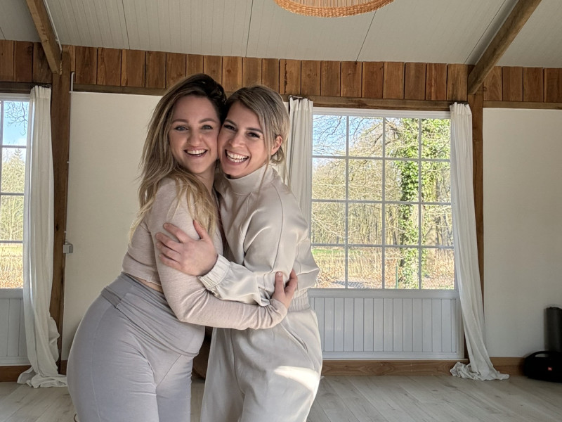 Moonflower retreats spring flow - Hipsy