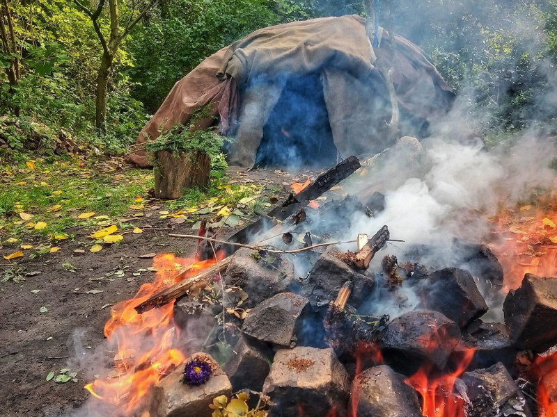 Zweethut ceremonie voor vrouwen - Hipsy