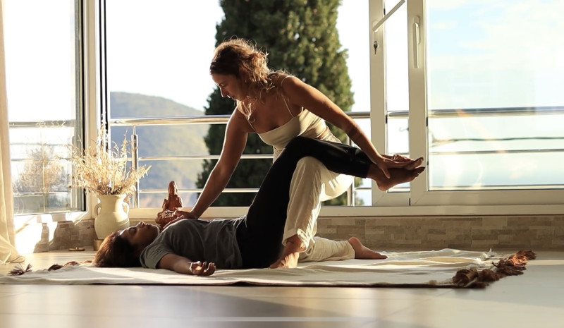 Holistic bodywork therapy - Hipsy