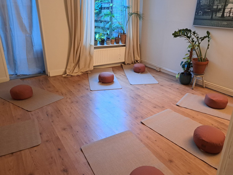 Mindfulness Based Stress Reduction training - Hipsy