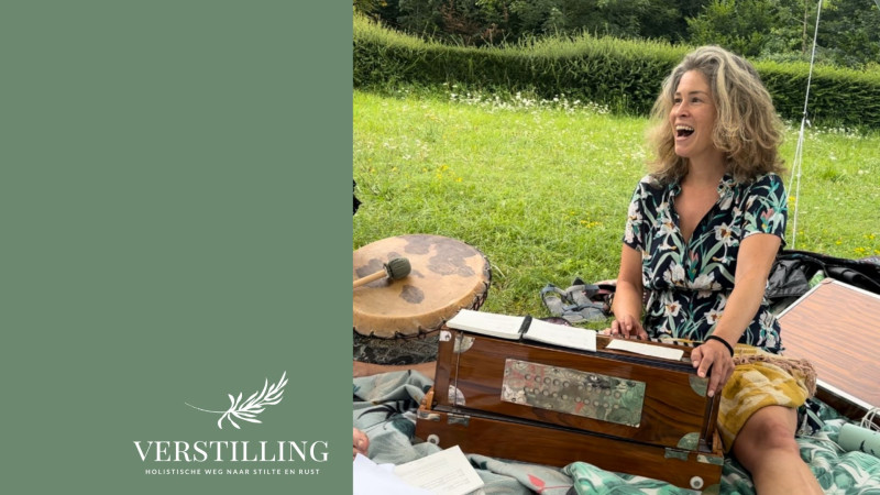 Mantra zingen met Verstilling - Hipsy