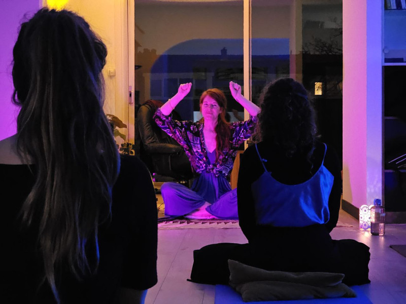 Breathwork Journey with live handpan - Hipsy