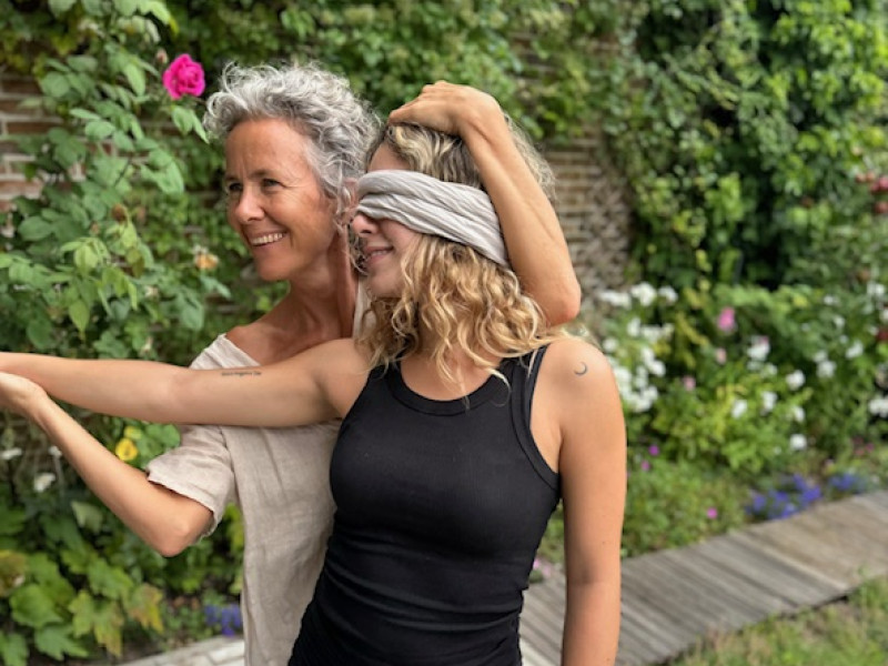 Tantric Dance - Hipsy