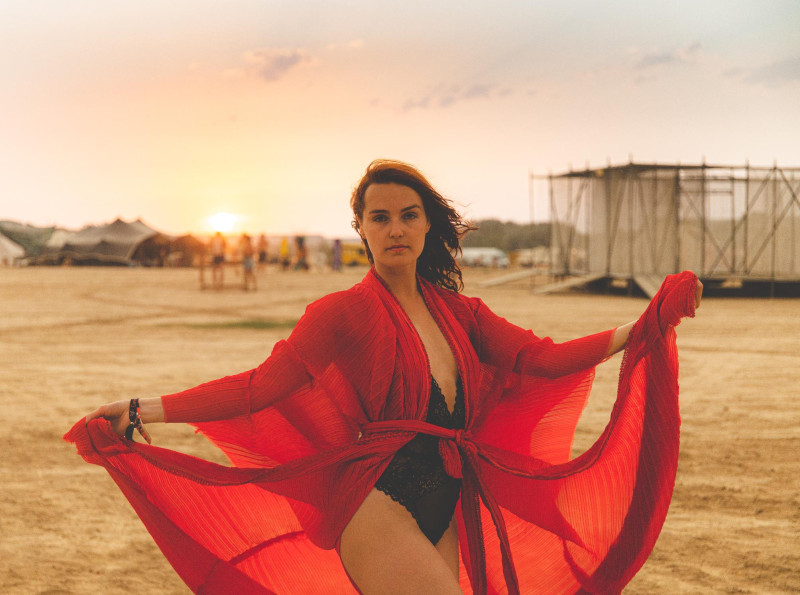 POLARITY & THE SHADOWS - Hipsy