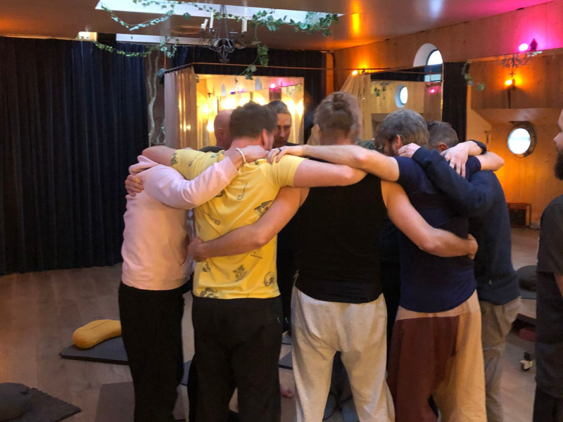 Magnetic Men - Step Into Your Full Masculine Potential - Hipsy