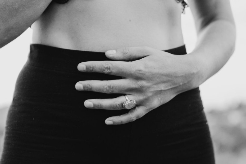 Connect to your feminine energy - full moon release - Hipsy