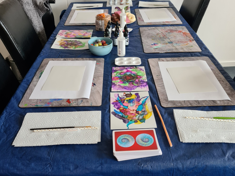 Essence Healing - Hipsy