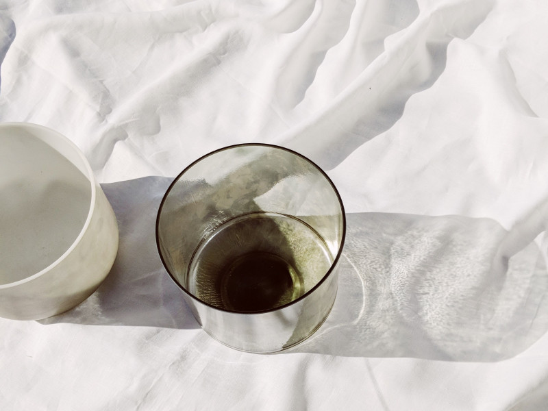 HIGH ON VIBRATIONS - Hipsy