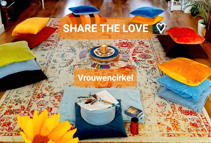 SHARE THE LOVE - Hipsy