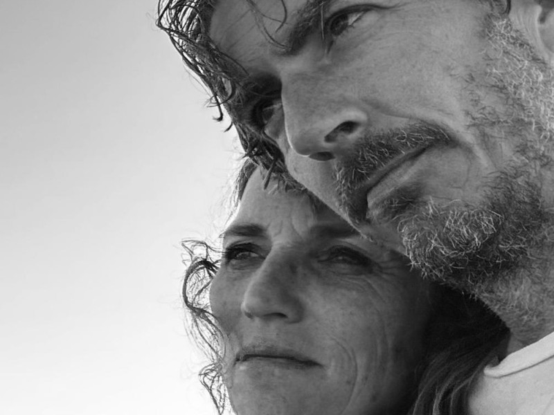 BraveLovers.com - Hipsy