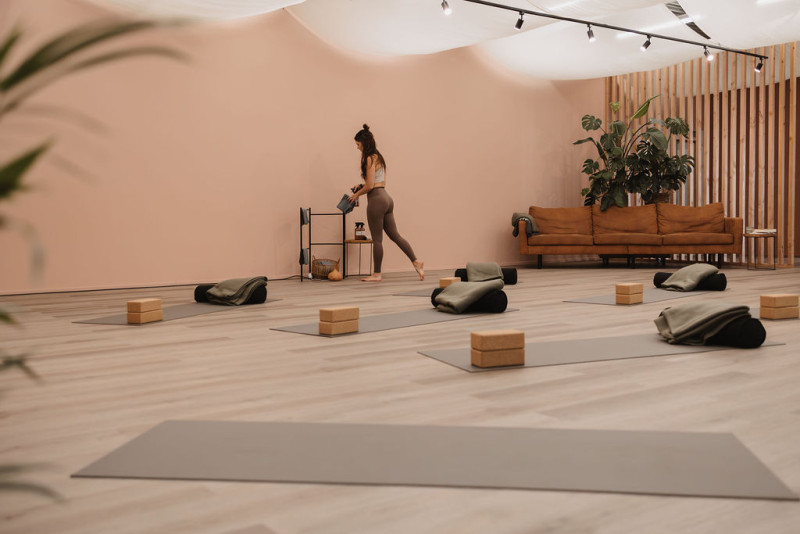 Nomads Yoga Studio - Hipsy