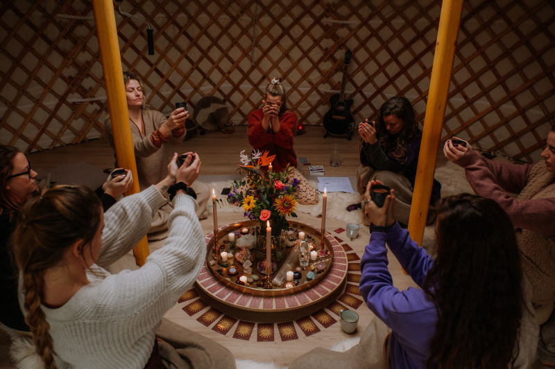 House of Unity - Hipsy