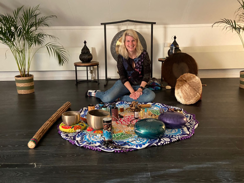 Healing Bries - Hipsy