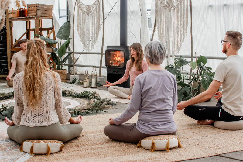 Glow Retreats by Blush & Bloom - Hipsy