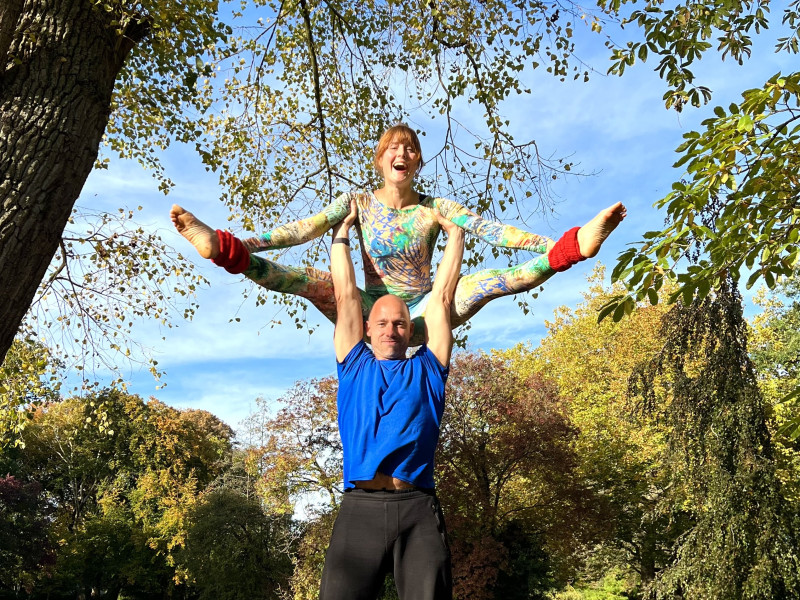 Playful People Tribe - AcroYoga - Hipsy