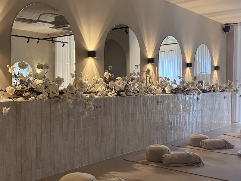 Infinity Awakening - Hipsy