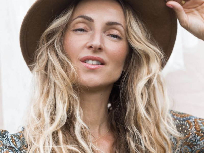 Connected Women - Hipsy