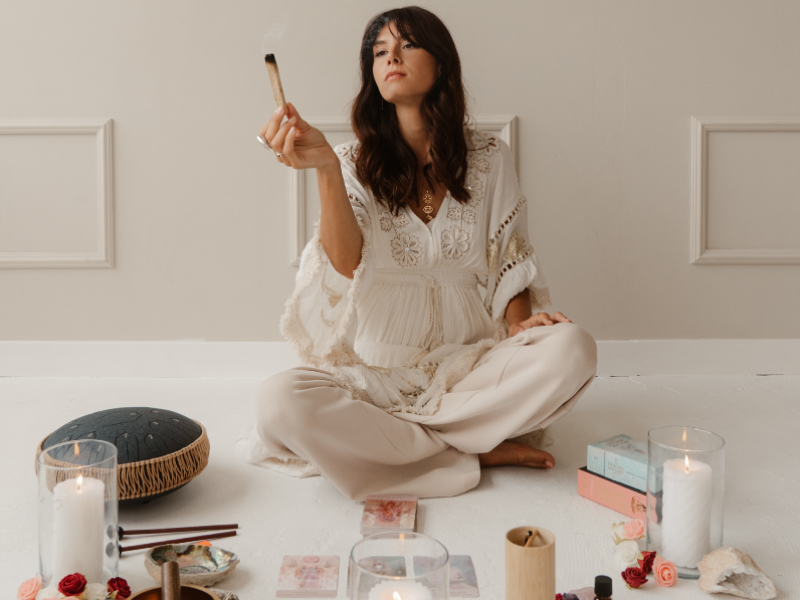 The Rising Feminine - Hipsy