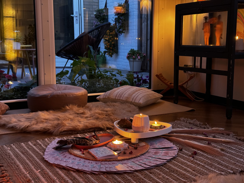 Studio (Fe)male - Hipsy