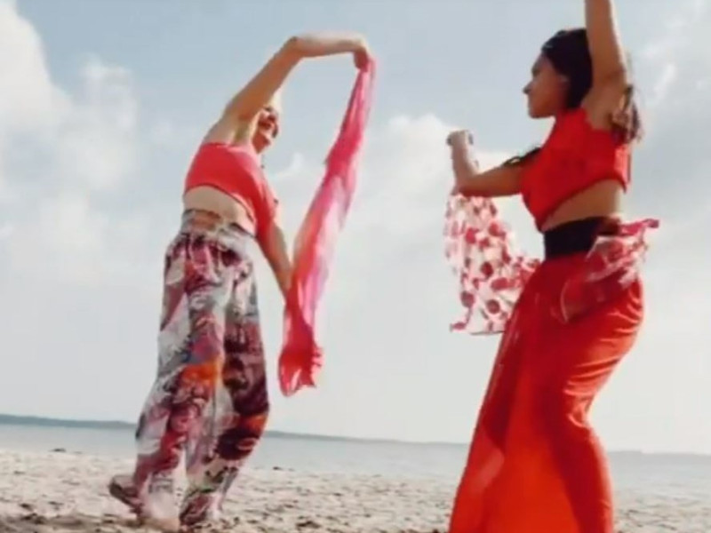 Maanspiegeling - Hipsy